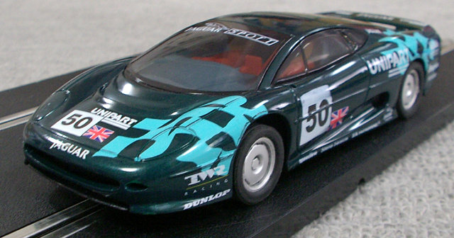 xj220_9.jpg xj220_9.jpg